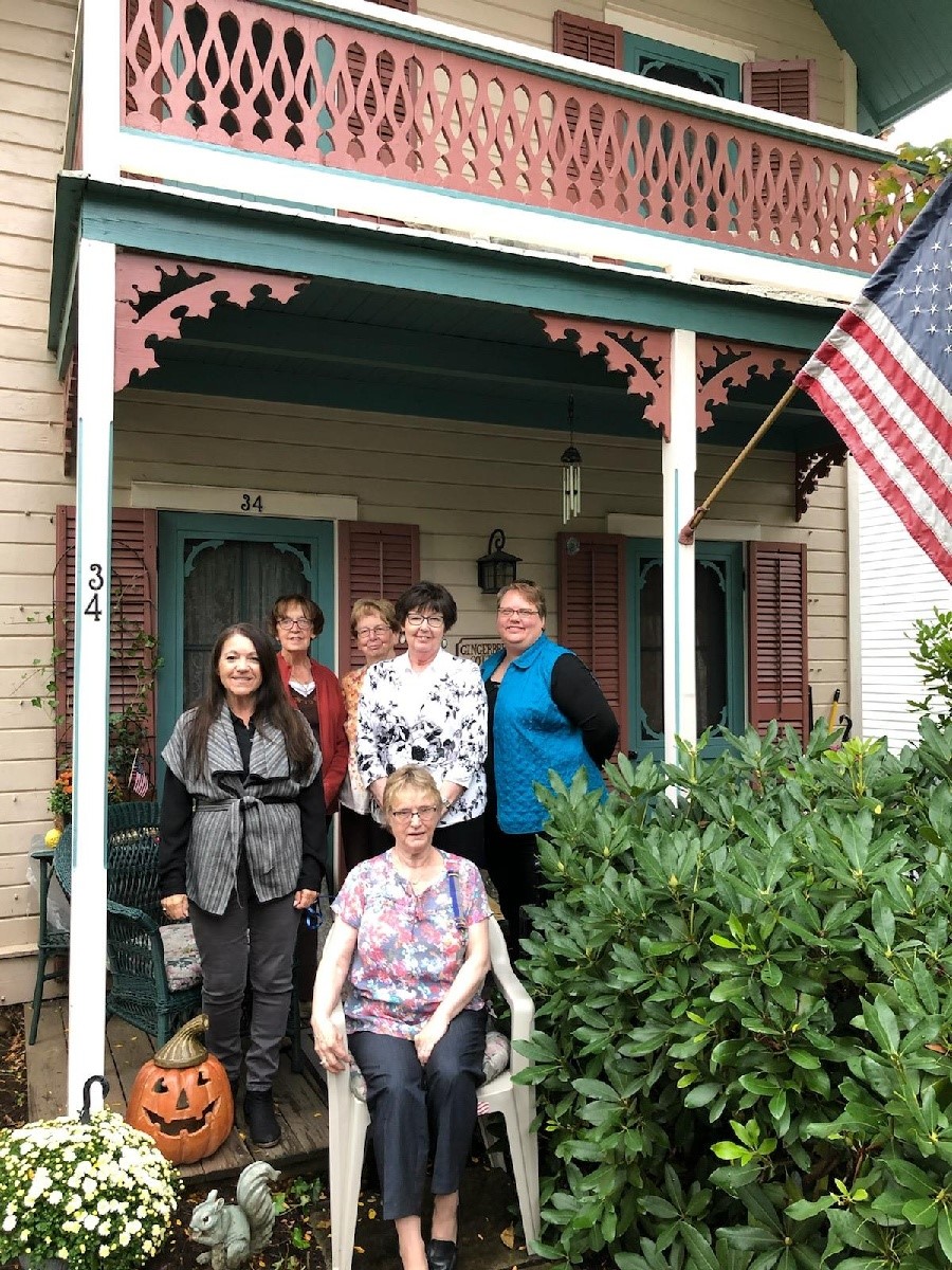 Daughters of 1812 hold fall luncheon | News, Sports, Jobs - Observer Today